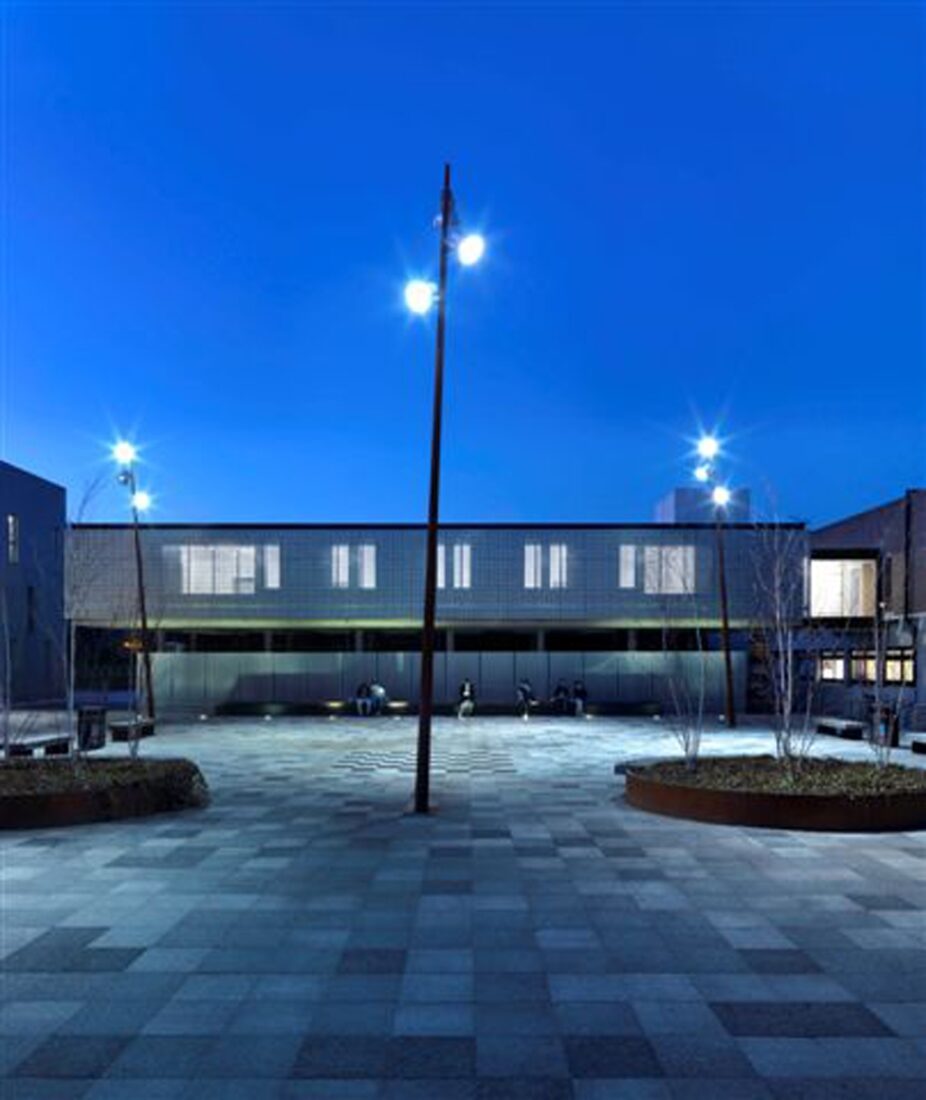 Clean space - Crit Building by Guy Hollaway Architects