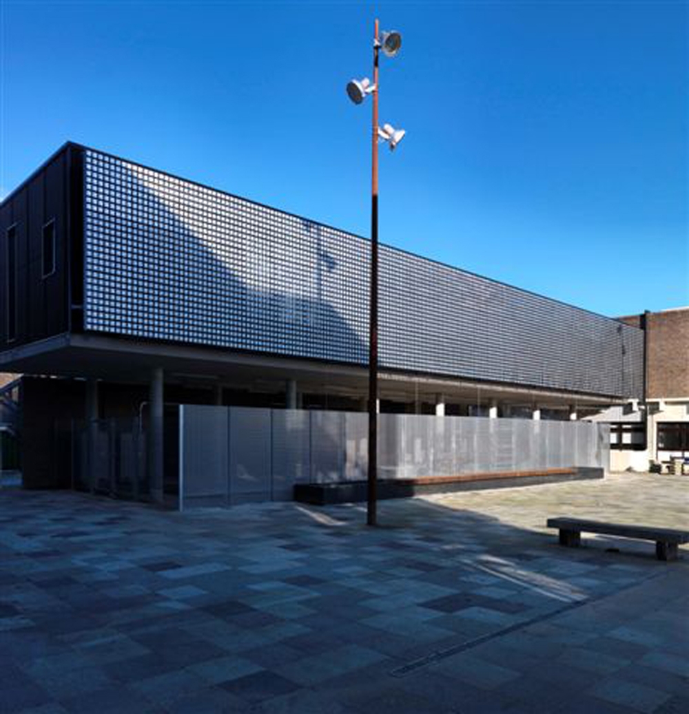 Clean space - Crit Building by Guy Hollaway Architects