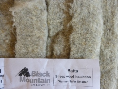 Natural insulation materials