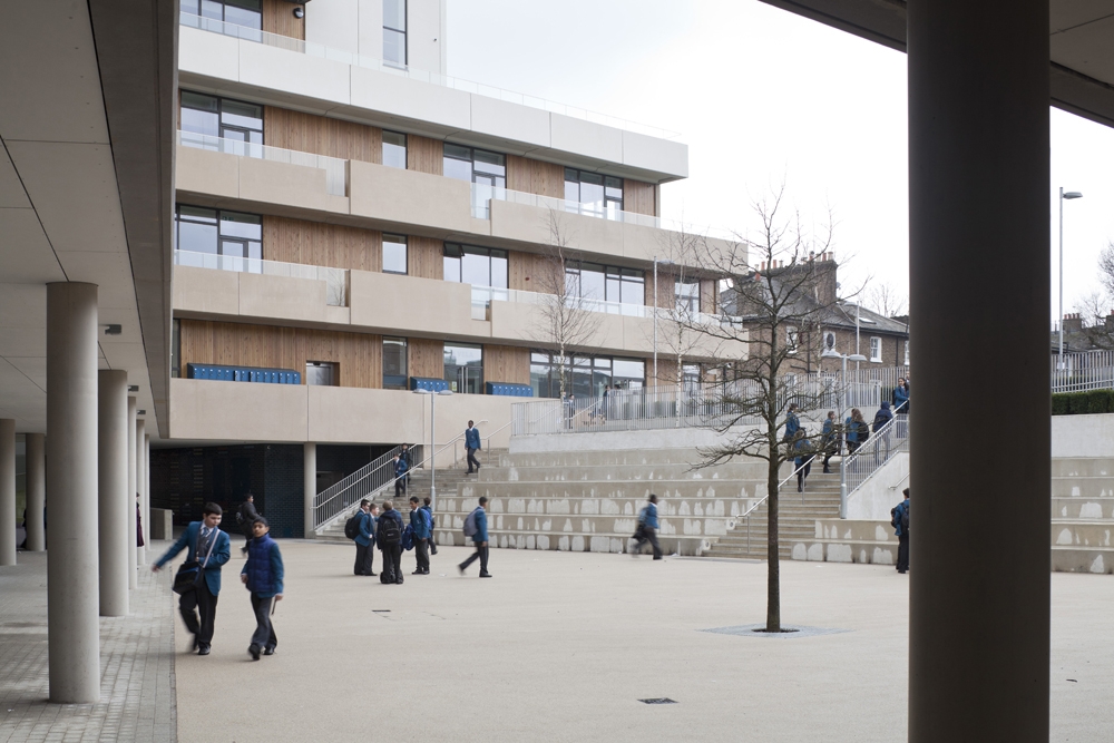 Penoyre & Prasad unwraps UCL Academy