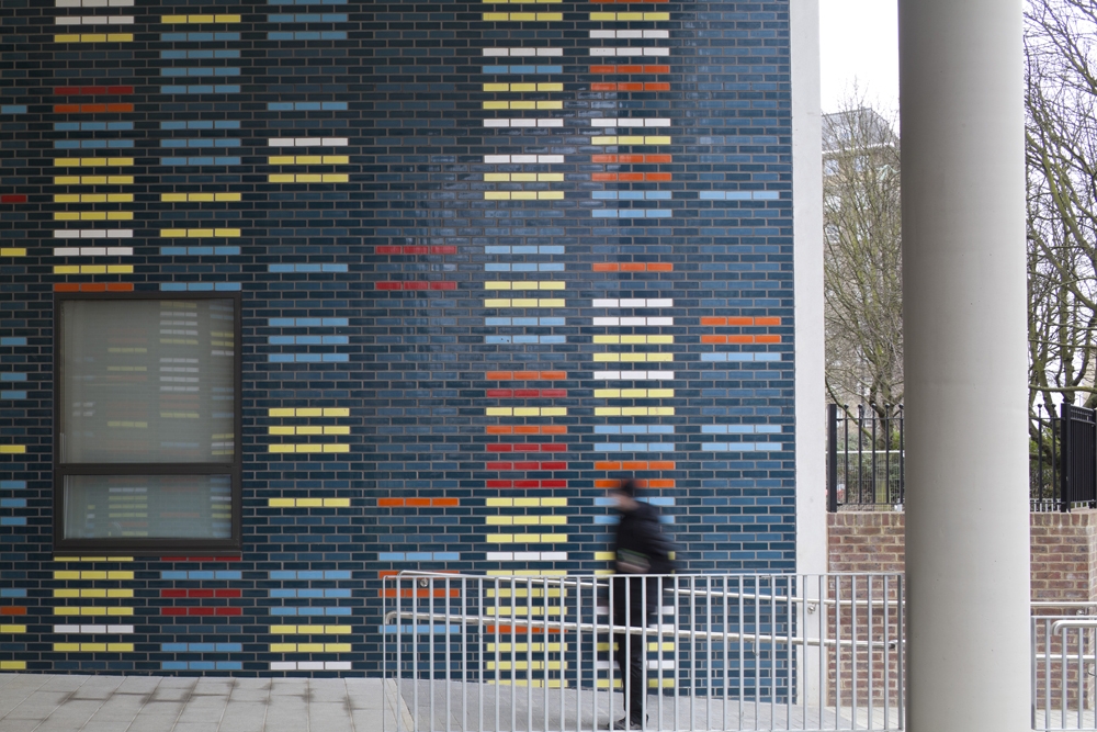 Penoyre & Prasad unwraps UCL Academy