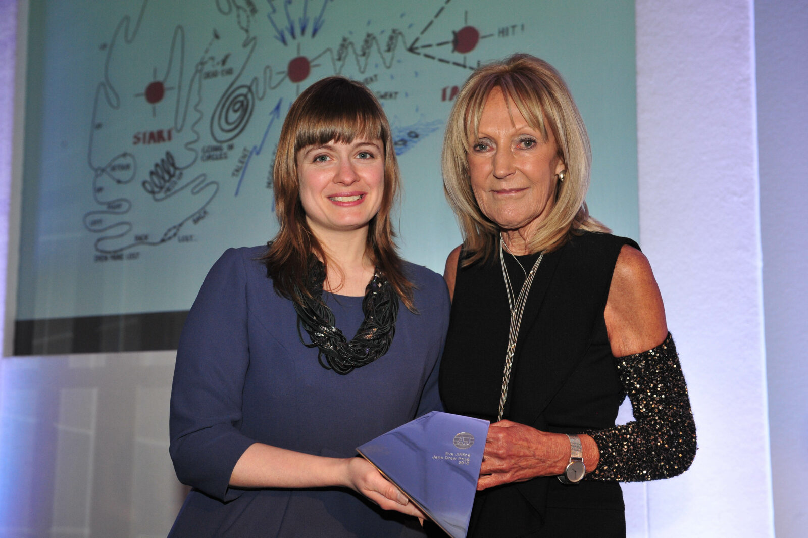 Eva Jiricna picks up 2013 Jane Drew Prize