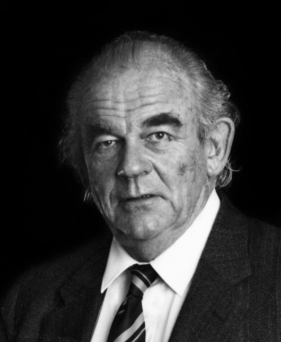 Peter Smith (1926–2013)