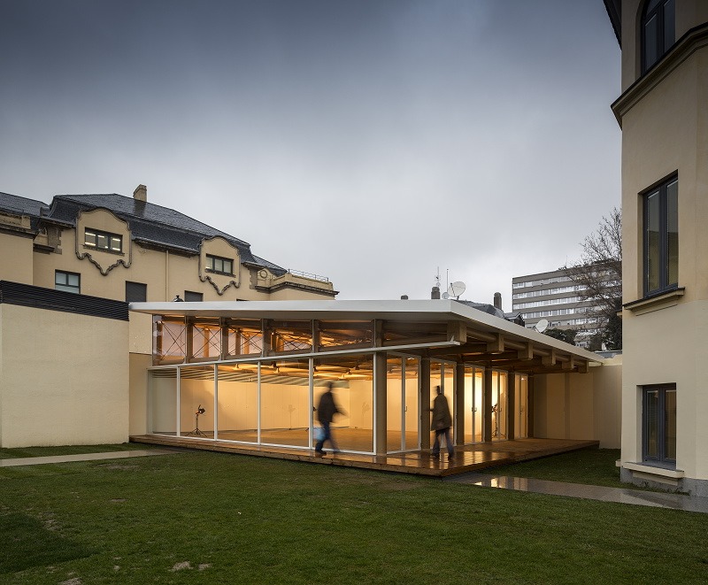 In pictures: Shigeru Ban's 'paper-tube pavilion'