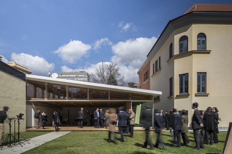 In pictures: Shigeru Ban's 'paper-tube pavilion'