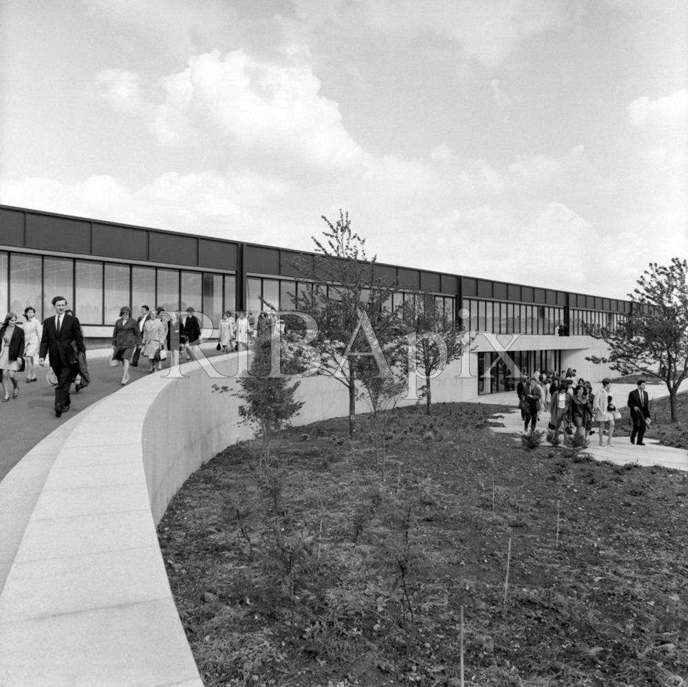 'There is an office model worth revisiting: the non-urban, owner ...