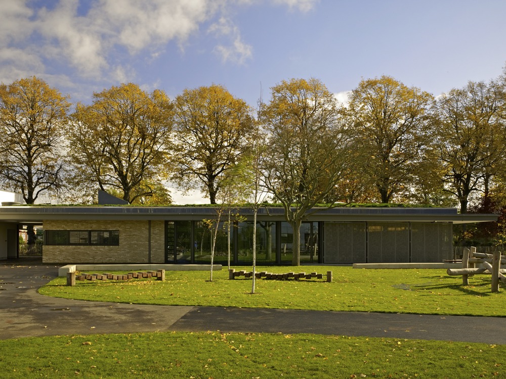 Parklife: Lloyd Park Pavilion by Architecture PLB