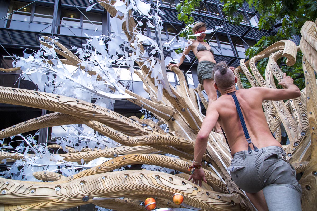 How to build a tree: Mobile Orchard by Atmos