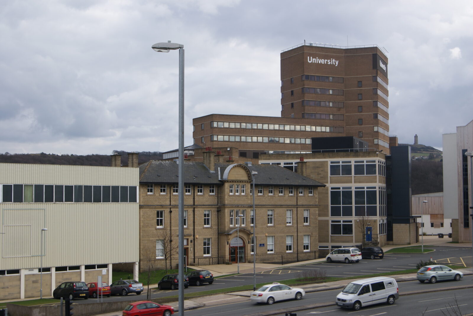 Architects needed for new £15m building for Huddersfield university