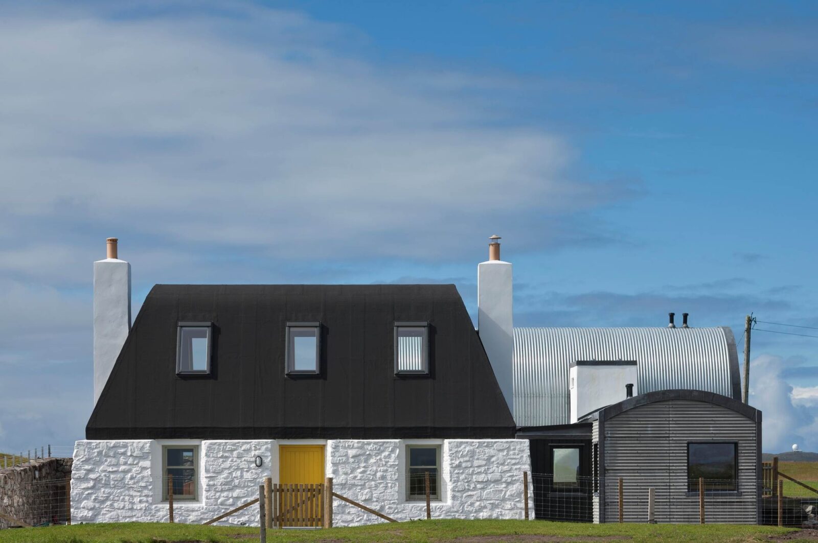 Denizen Works completes Tiree house and holiday home