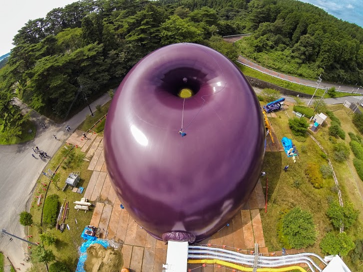 In pictures: Isozaki and Kapoor’s inflatable concert hall launches in Japan