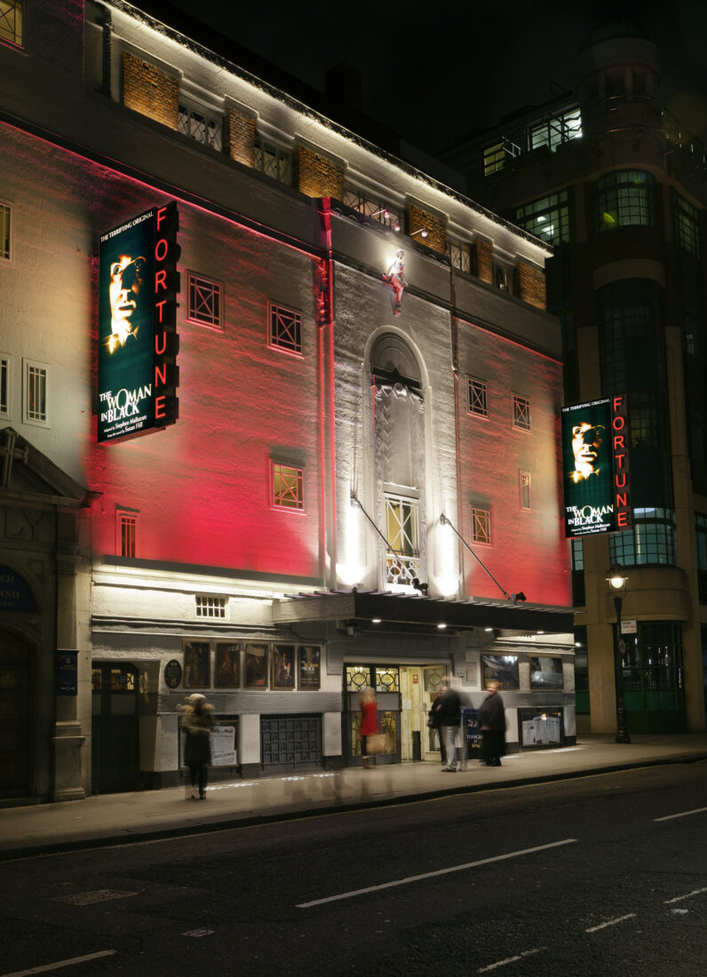 Lighting & Signage: Shine on show time