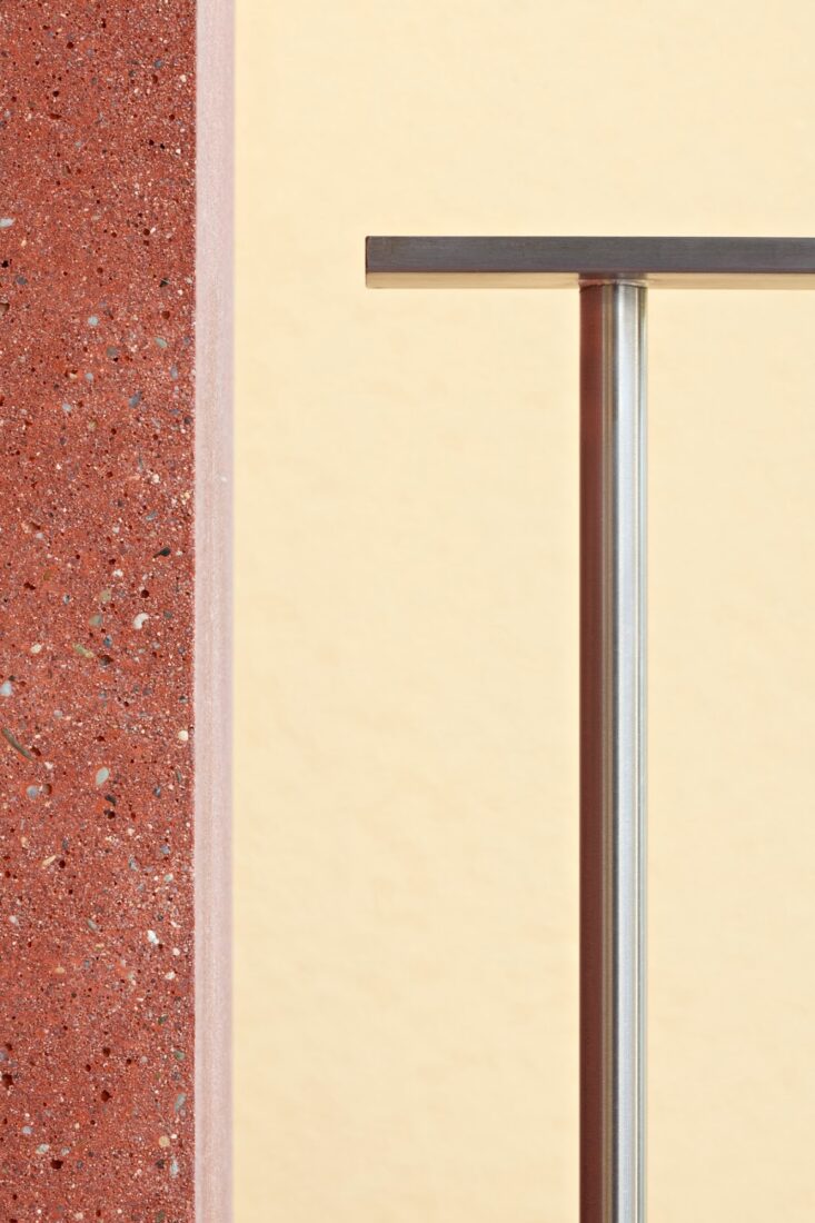 Ian Shaw completes beton concrete balcony