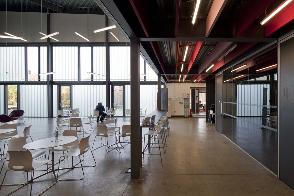 A steal in steel city: SOAR Works by 00:/