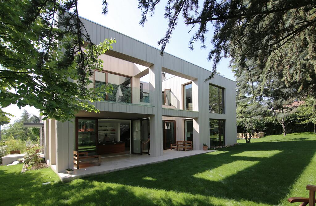 Ferhan Azman ‘I’m the architect – on site, I make the builders feel it.’