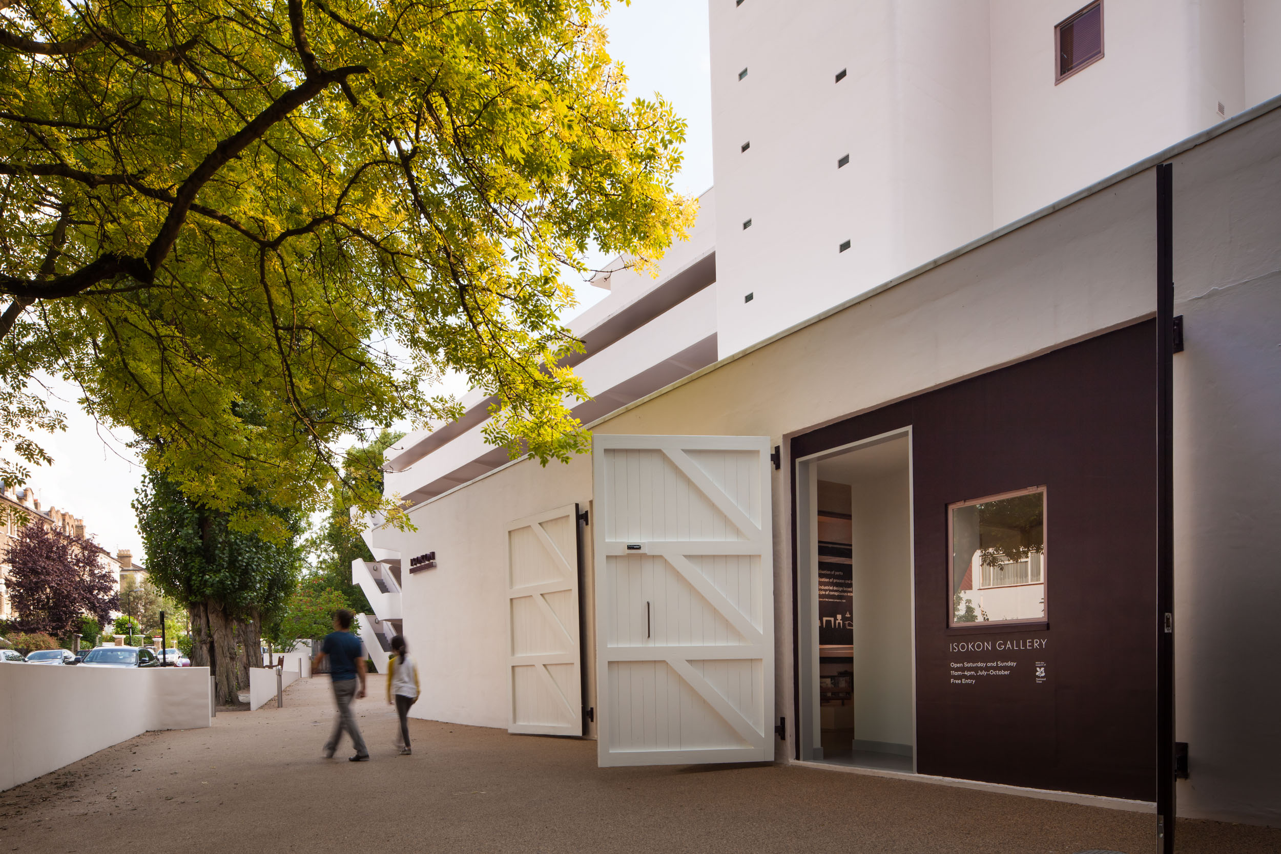 Gallery opens at grade I-listed Isokon Building