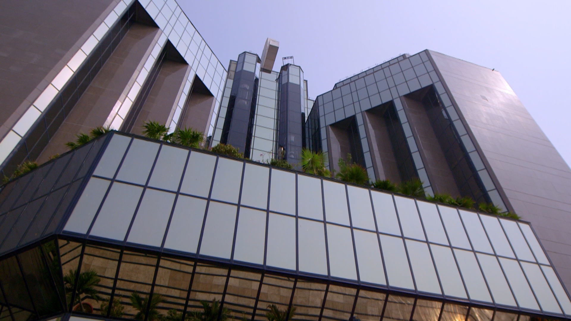 Rebel Architect #2: Yasmeen Lari and traditional architecture