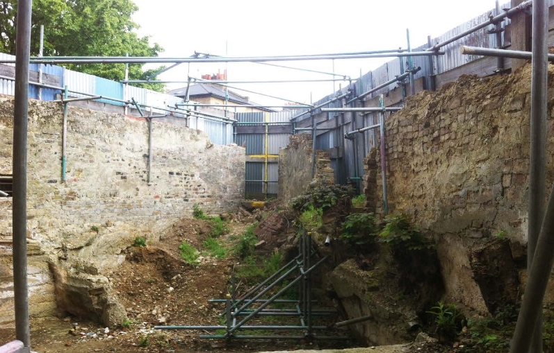 Adjaye lodges plans for 'Mole Man' house