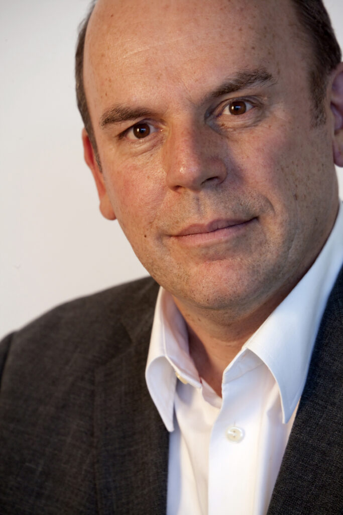 Jim Eyre becomes first architect to receive Bodley Medal