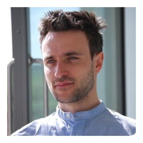 Alsop to star in Ugly House television series