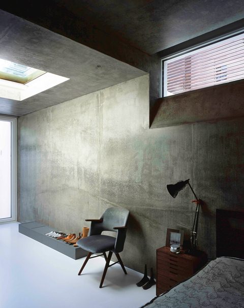 Covert House by DSDHA