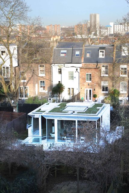 Covert House by DSDHA