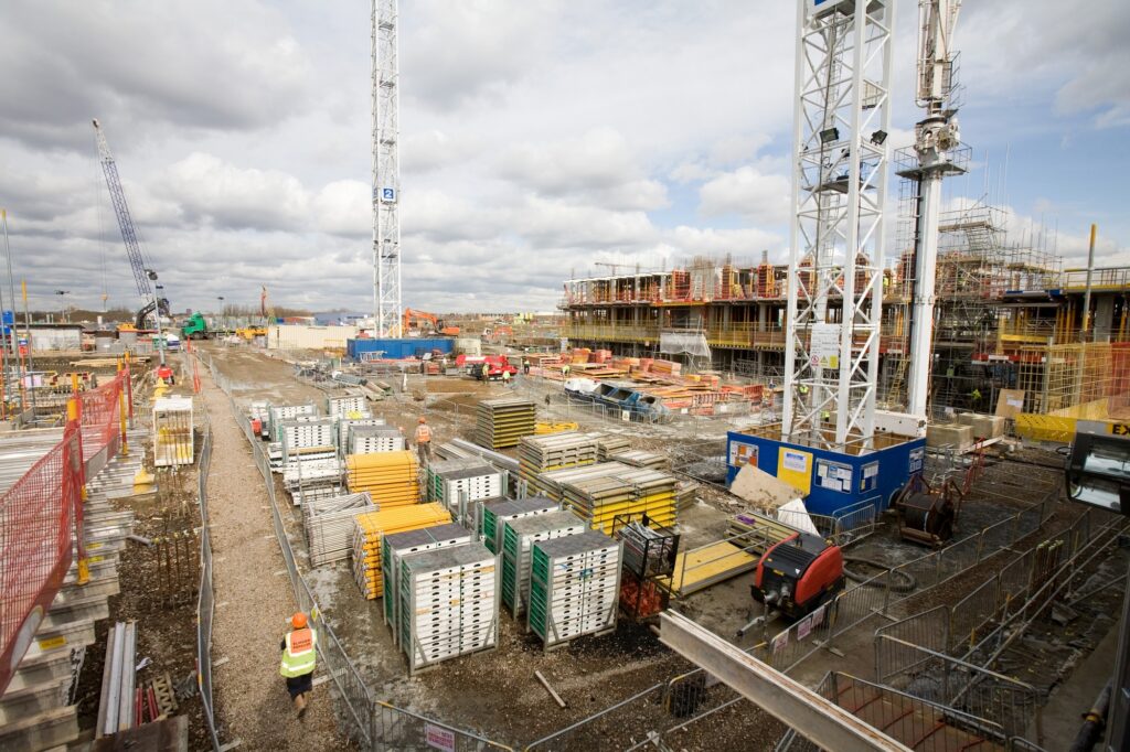 ONS reports first-quarter drop in construction output