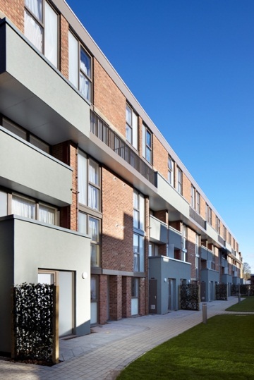Hillington Square by Mae