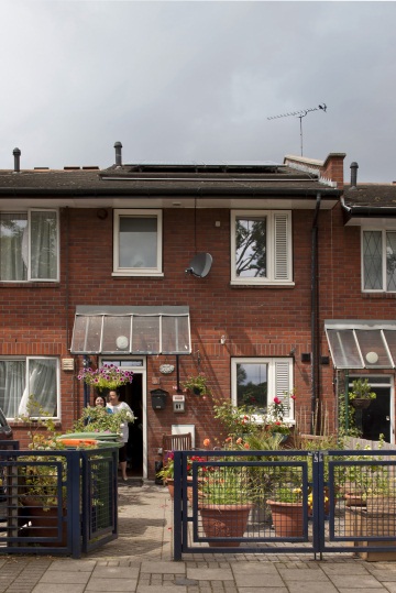 Hillington Square by Mae