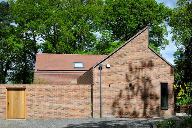 PAD Studio completes £550,000 New Forest house
