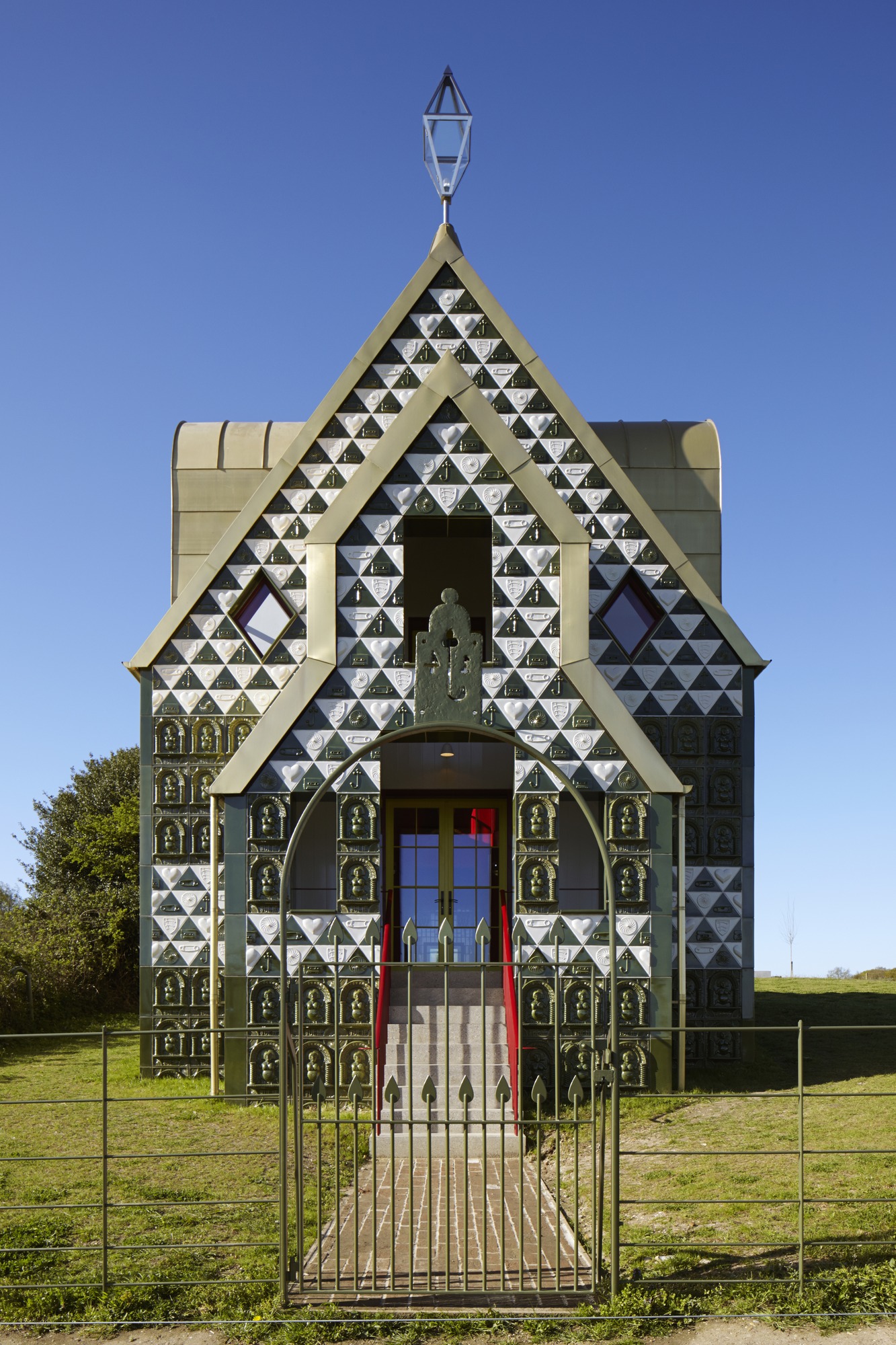 Views on FAT's House for Essex