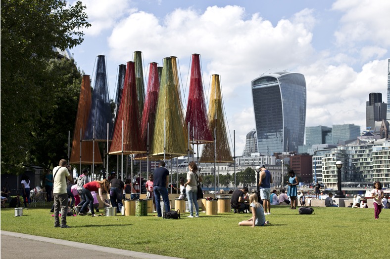 Jan Kattein completes ‘hypnotic’ pavilion