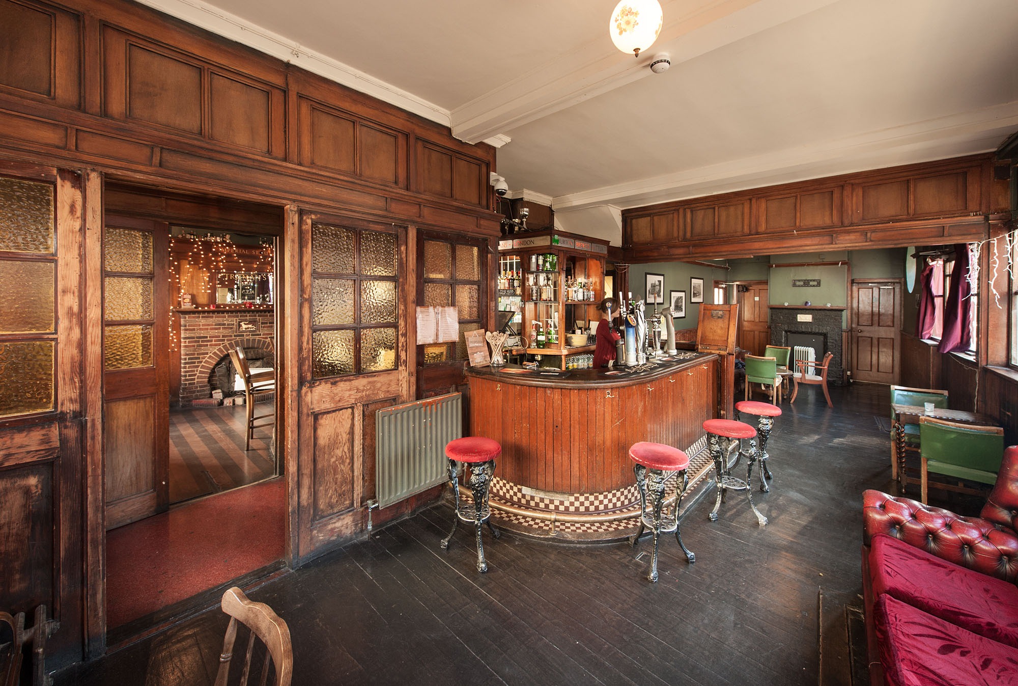 Historic England lists 21 inter-war pubs