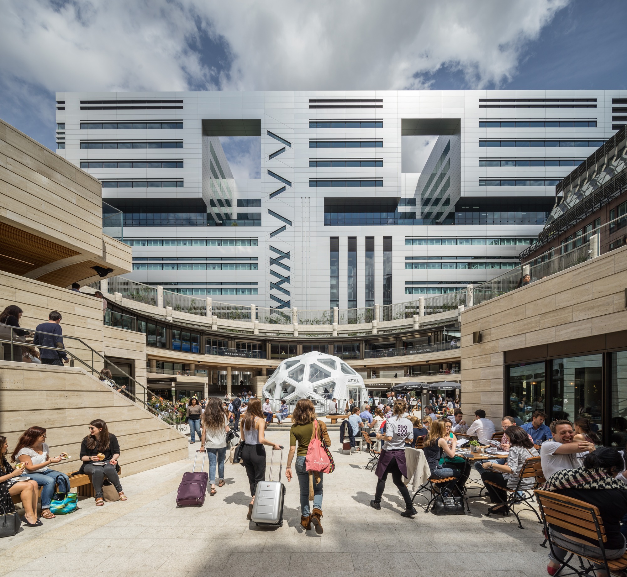 Arup Associates transforms Broadgate Circle