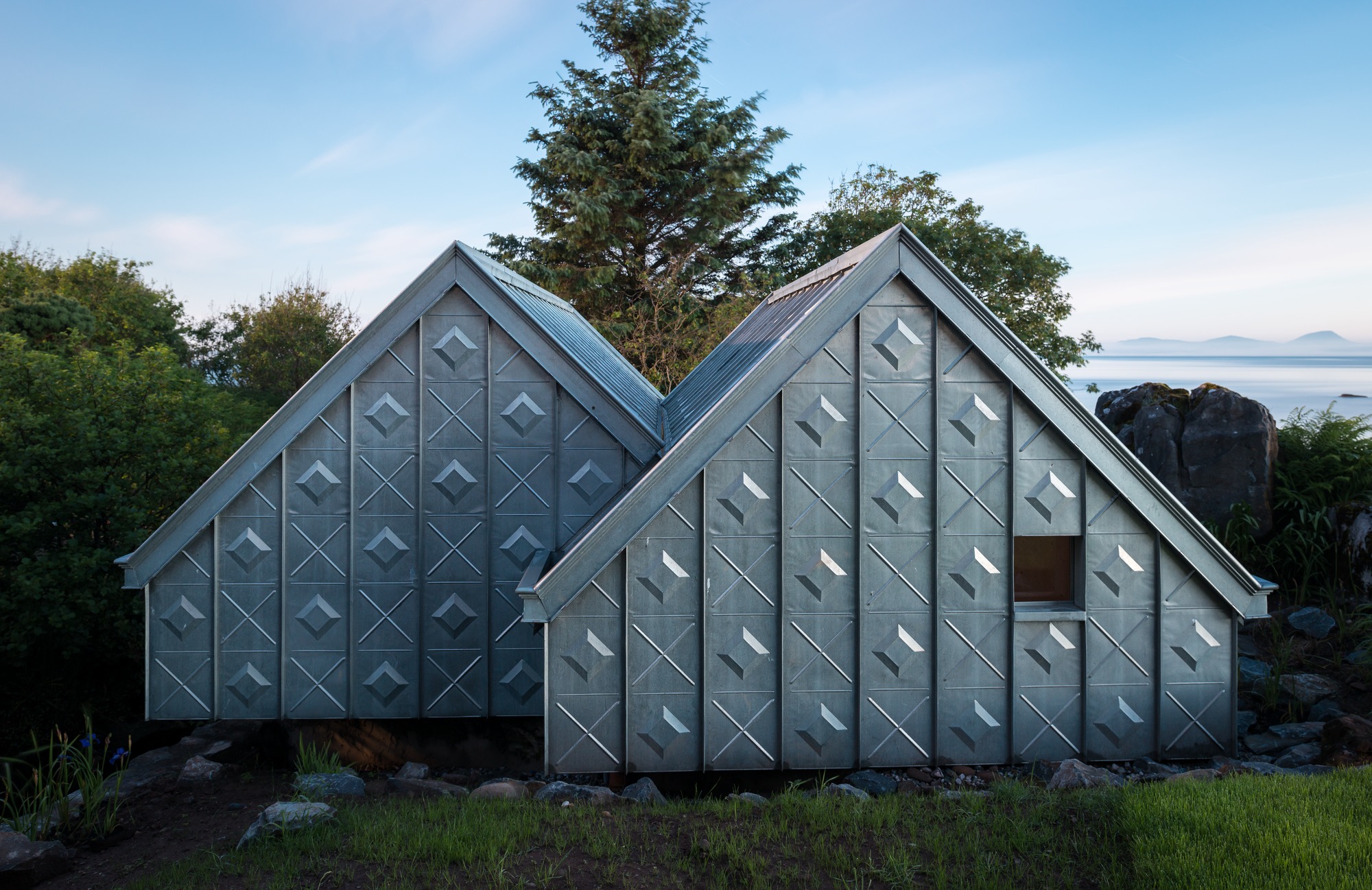 Midden Studio by Studio Weave