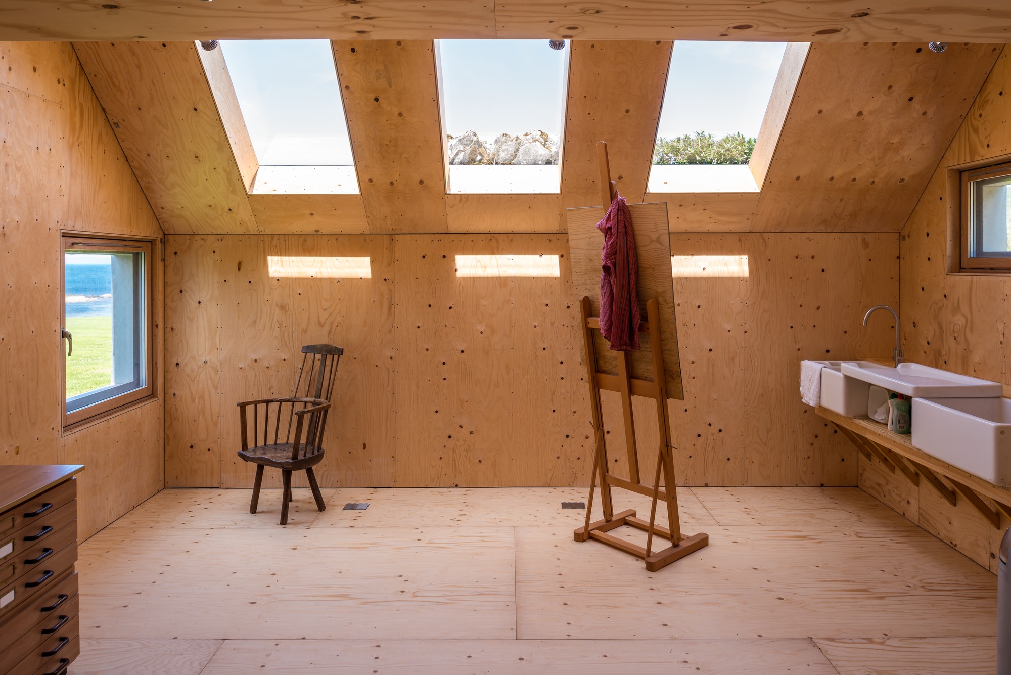 Midden Studio by Studio Weave