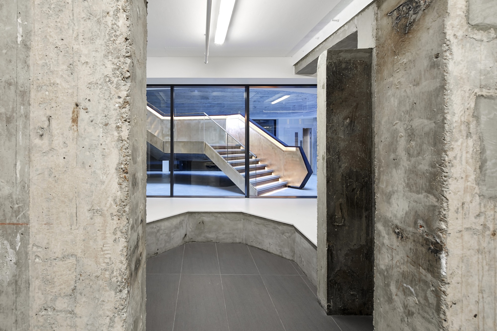 Studio RHE’s Alphabeta office building completes