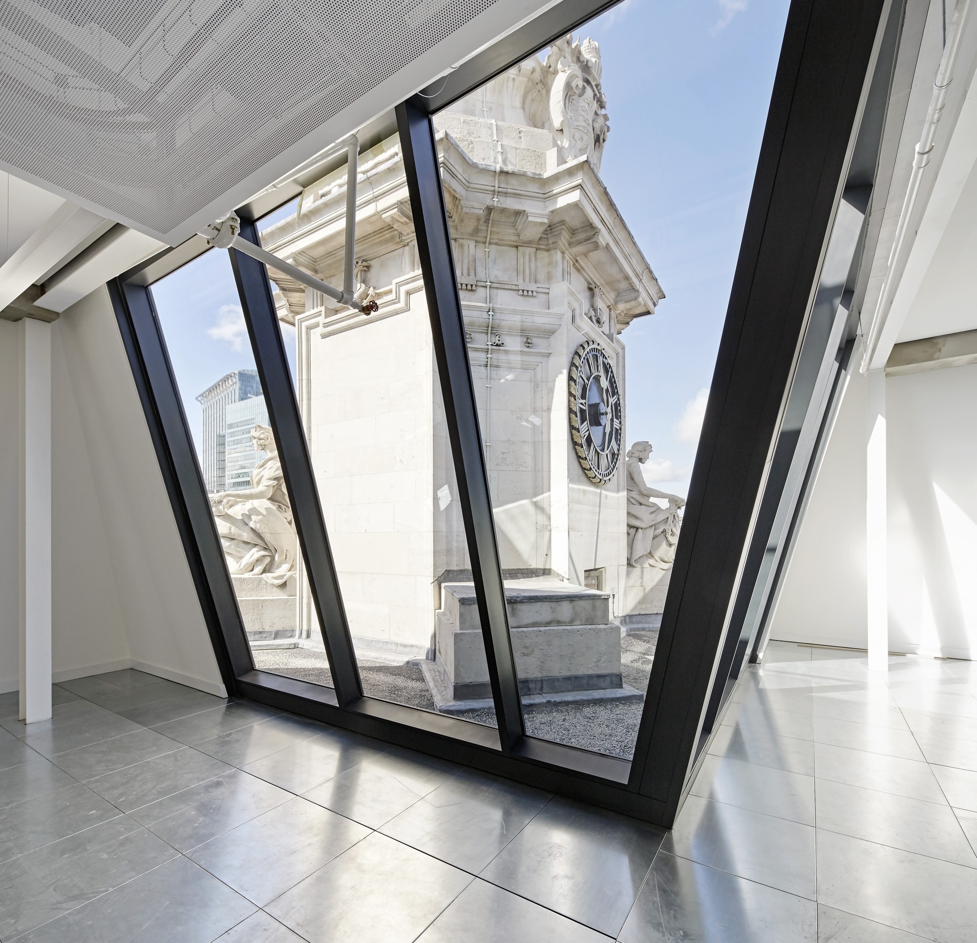 Studio RHE’s Alphabeta office building completes