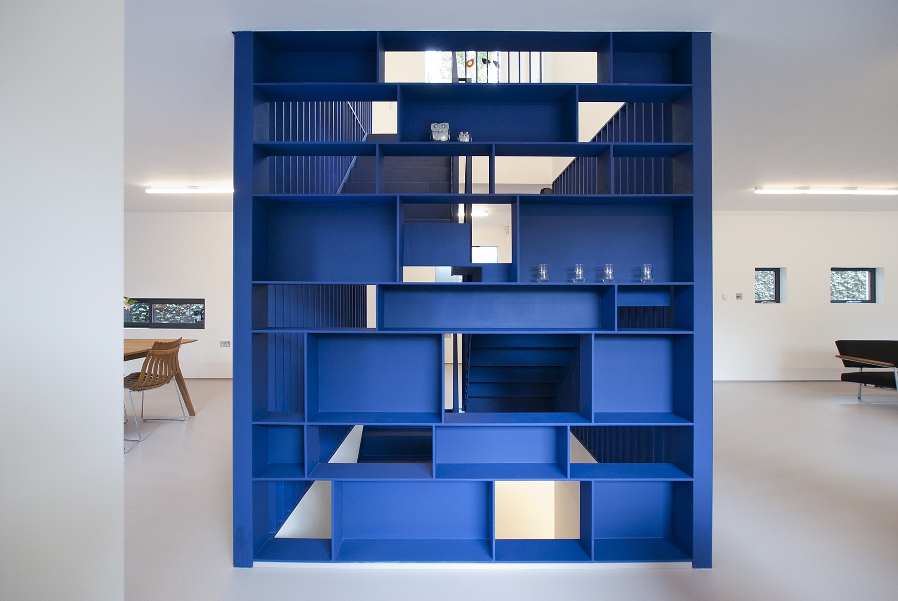 RA Studio drops stair 'sculpture' into £250k home revamp