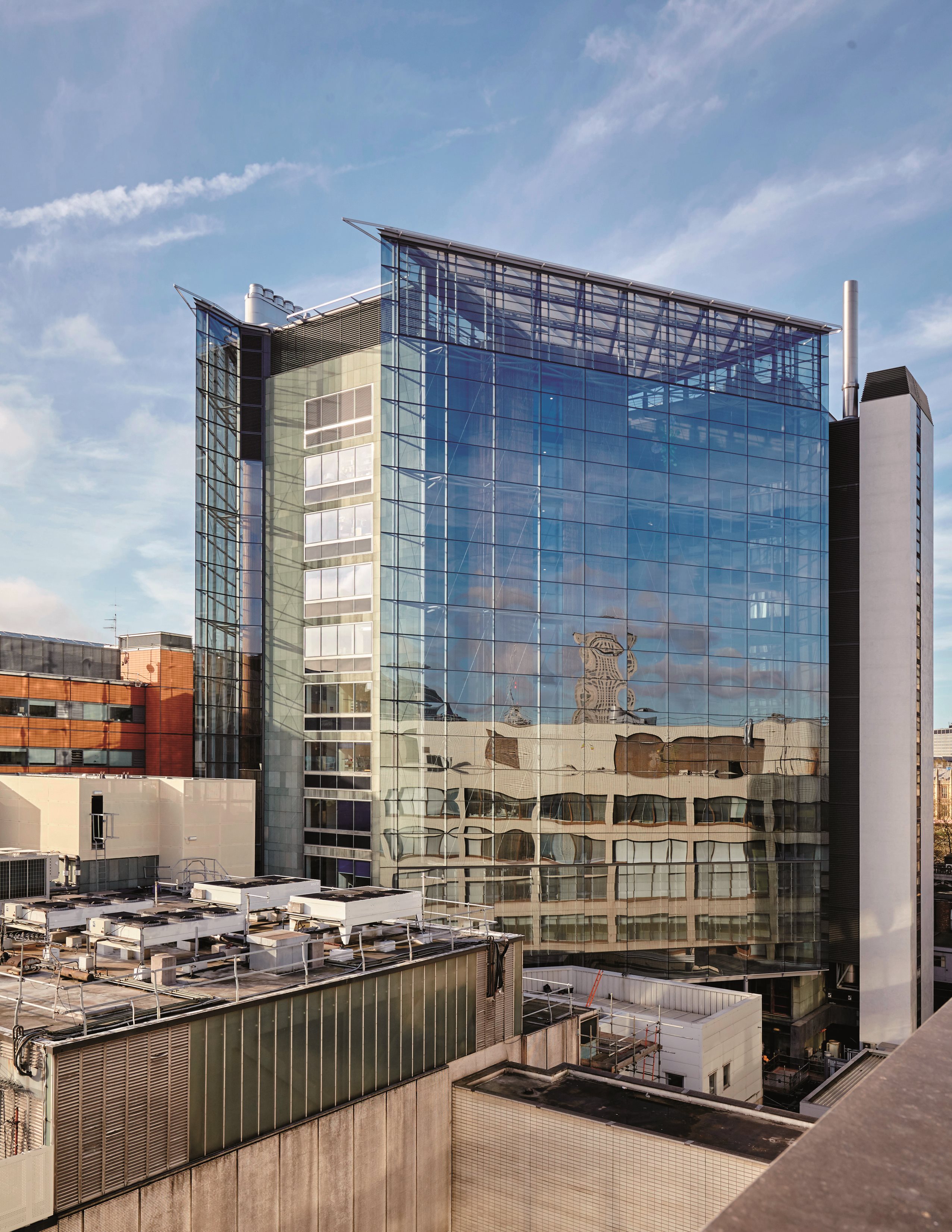 Hopkins completes St Thomas’ Hospital reclad