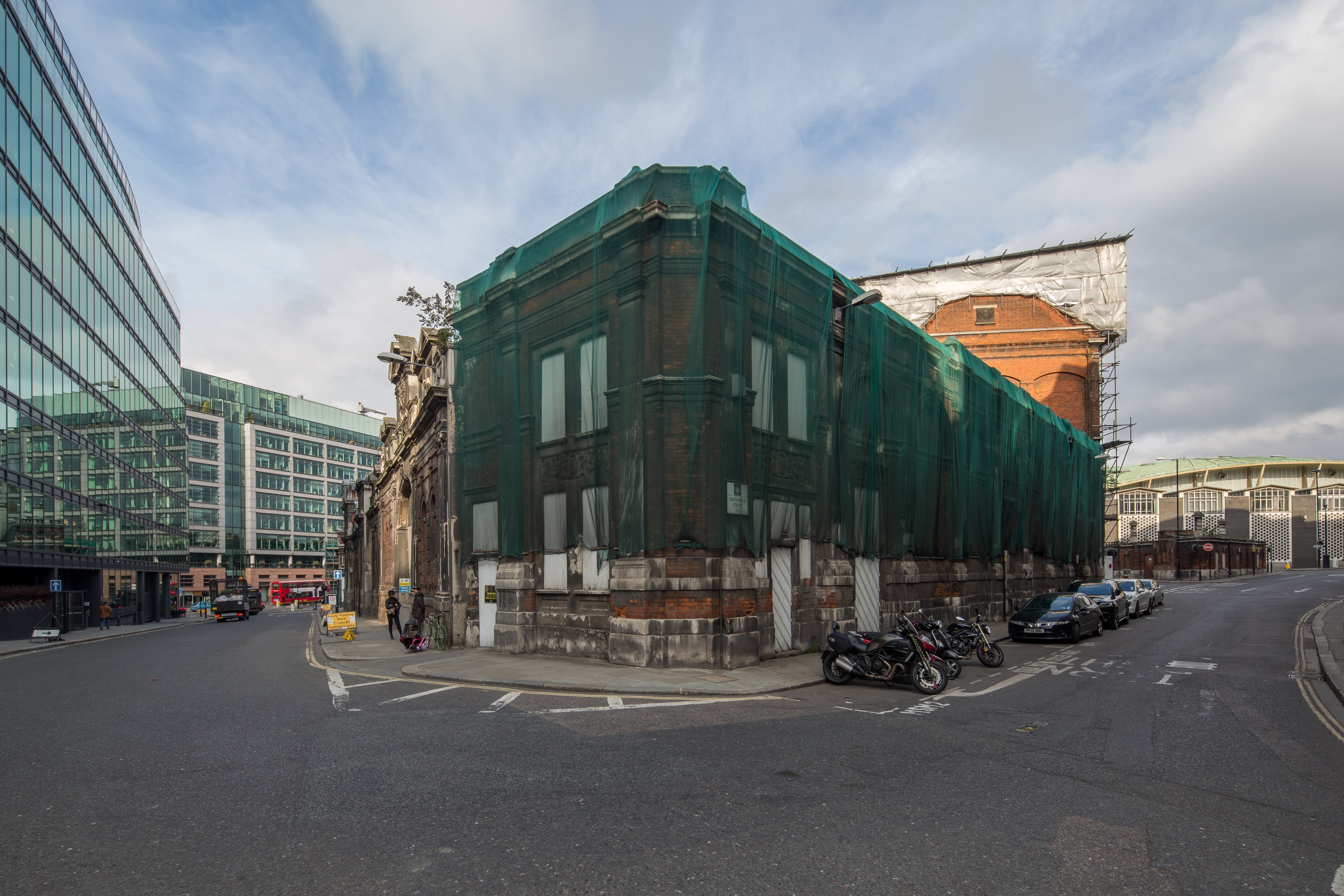 Six shortlisted for new Museum of London home at Smithfield