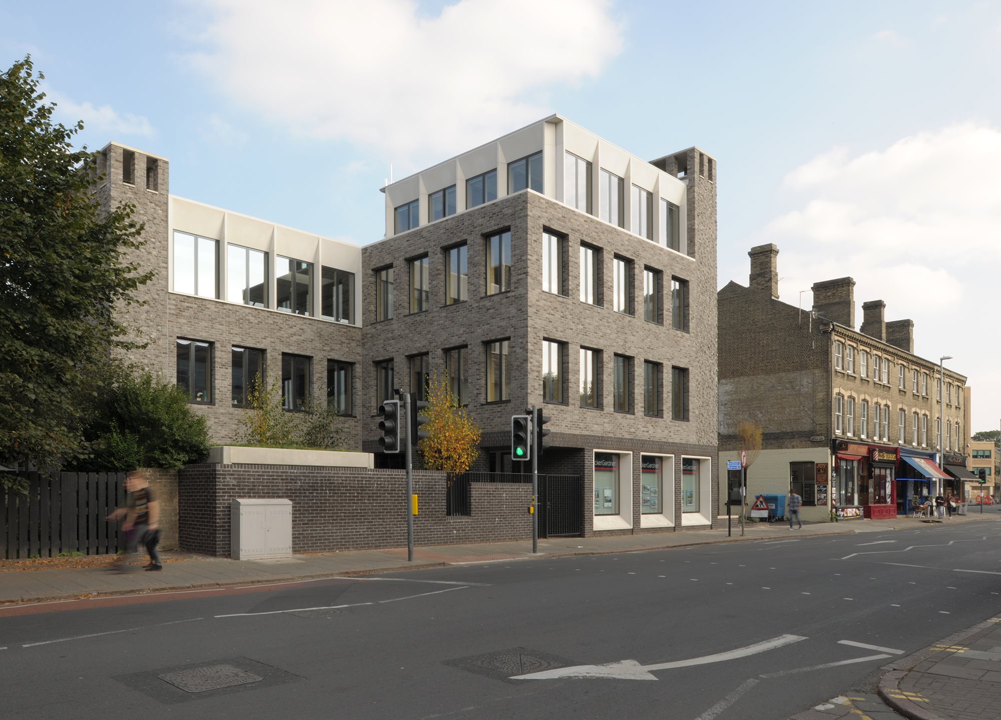 51 Hills Road, Jesus College by Gort Scott