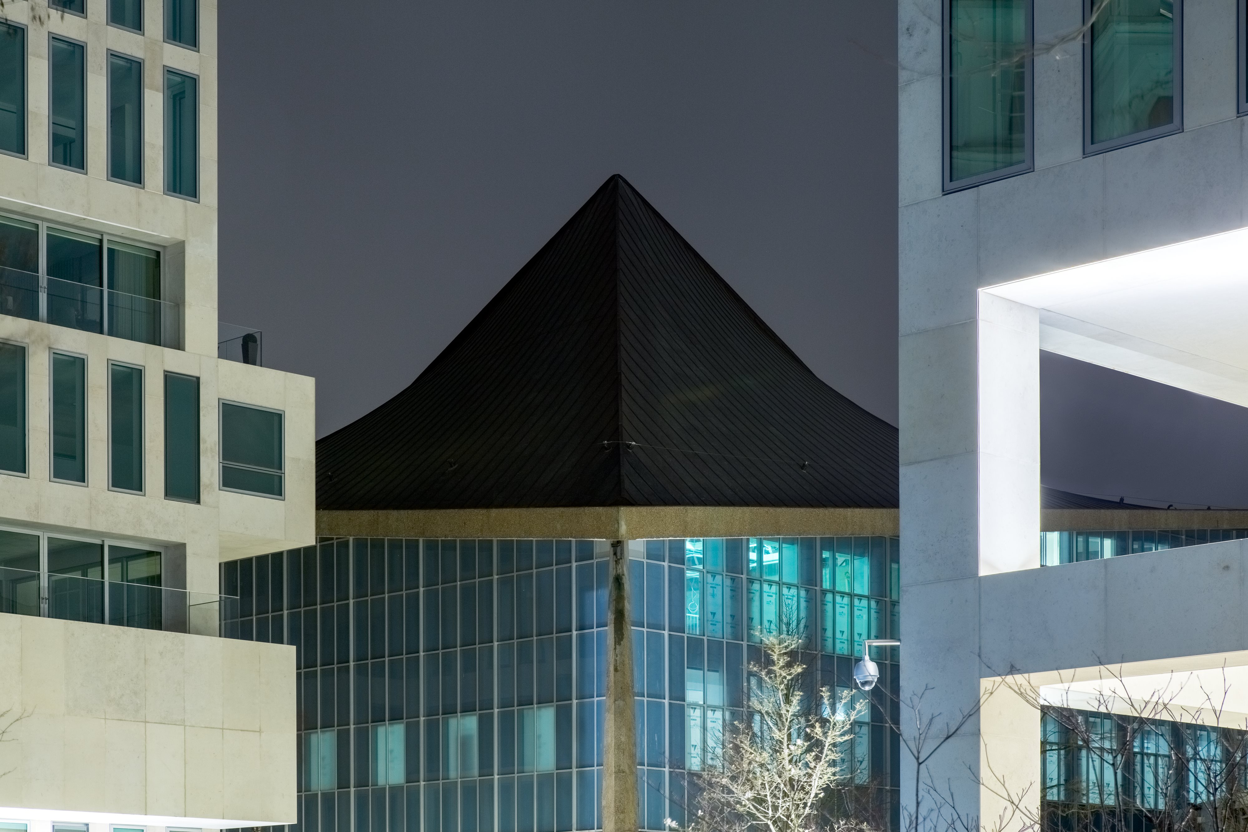 Design Museum invites design geeks to riff on its roof