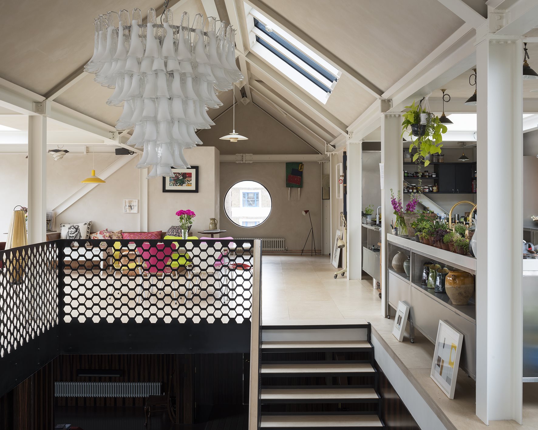 71 Queensway by Robin Lee Architecture