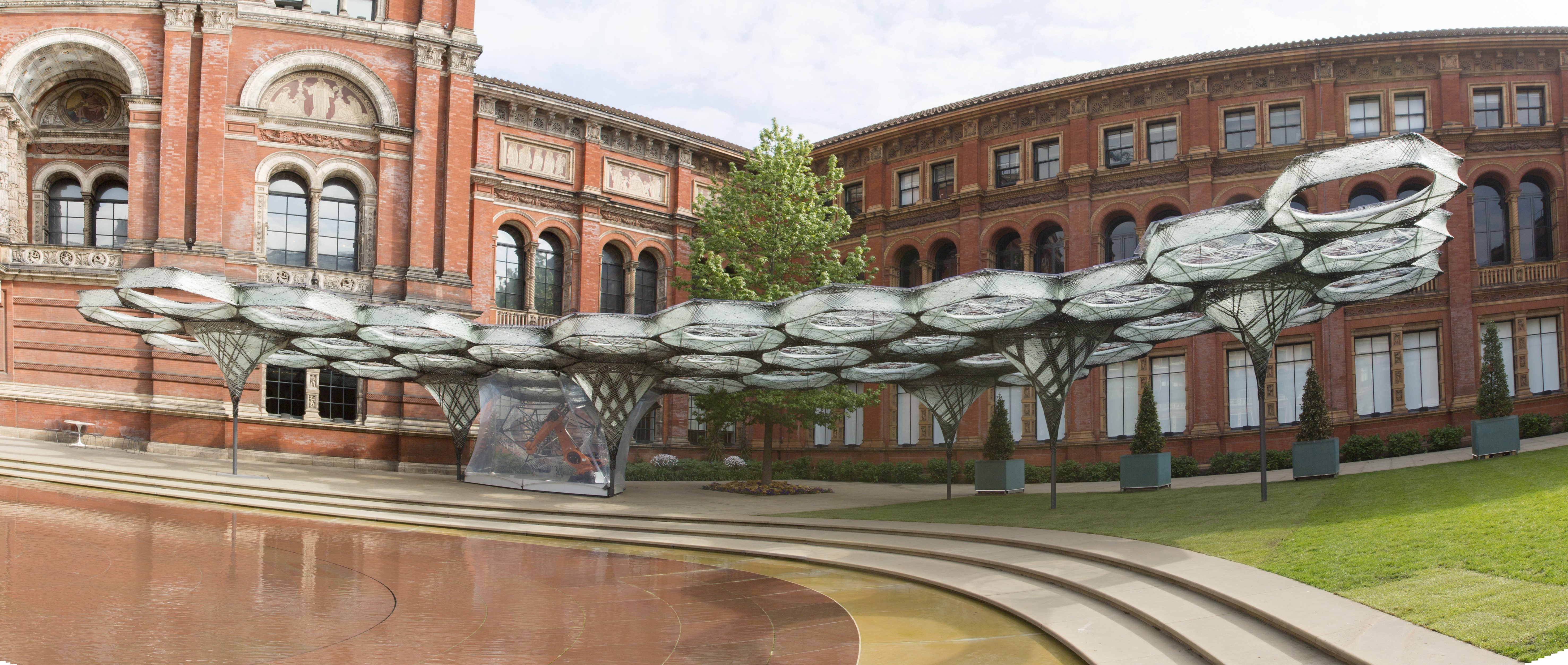 V&A unwraps robot-built pavilion