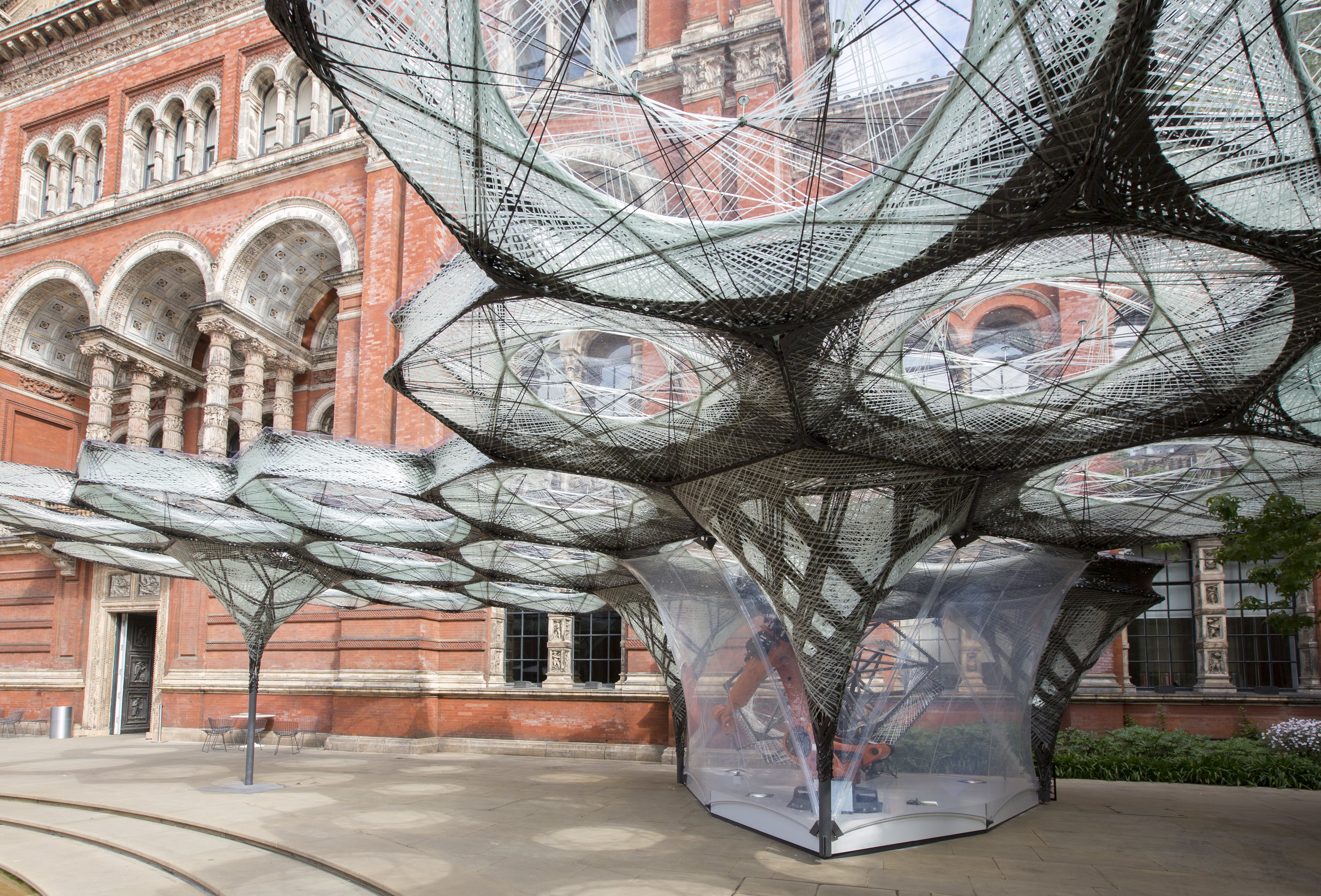 V&A unwraps robot-built pavilion