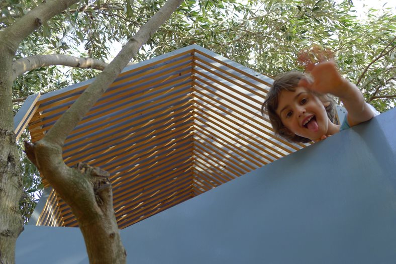 Jan Kattein Architects unwraps €450 treehouse