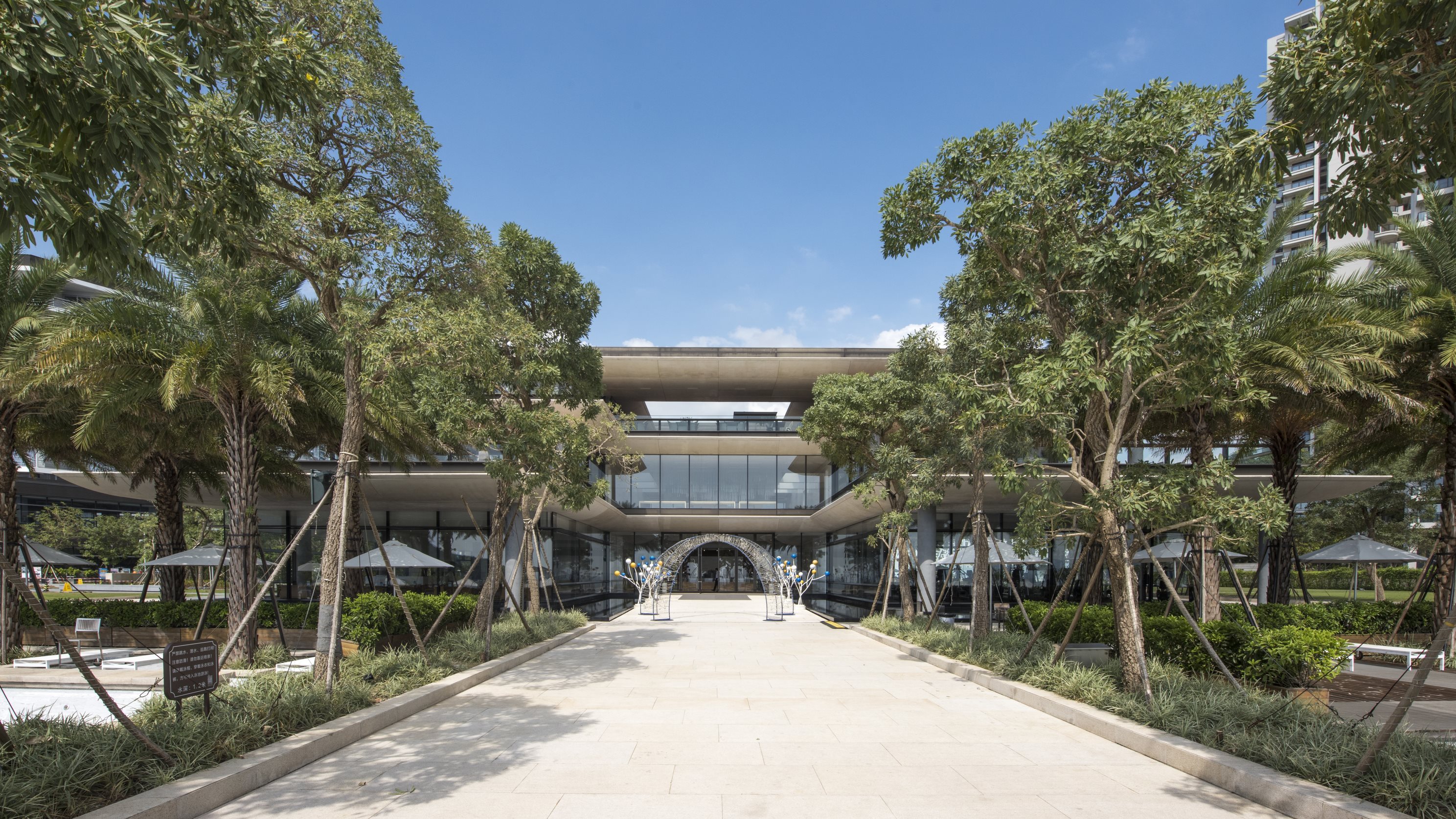 Foster + Partners’ Chinese university building opens