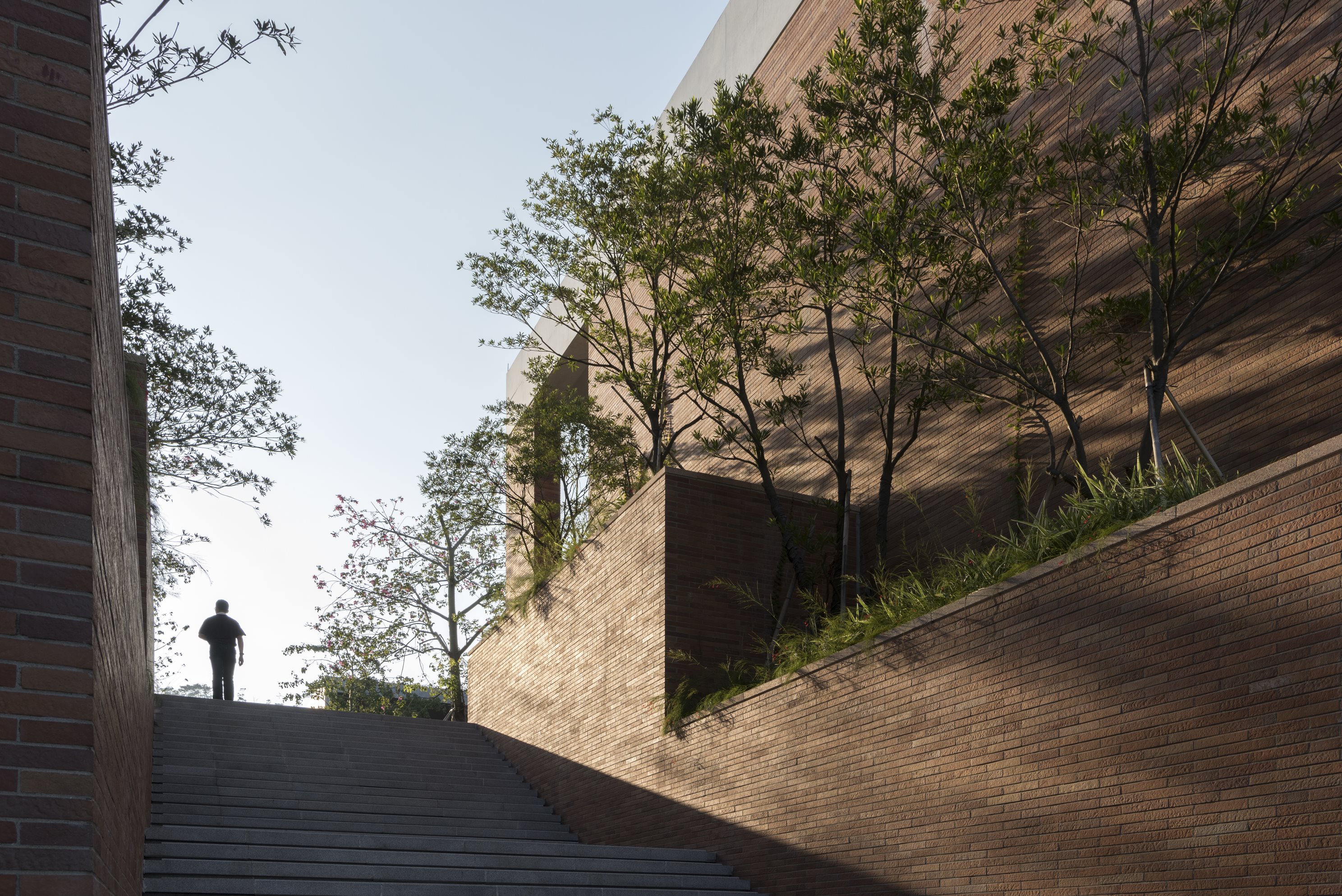 Foster + Partners’ Chinese university building opens