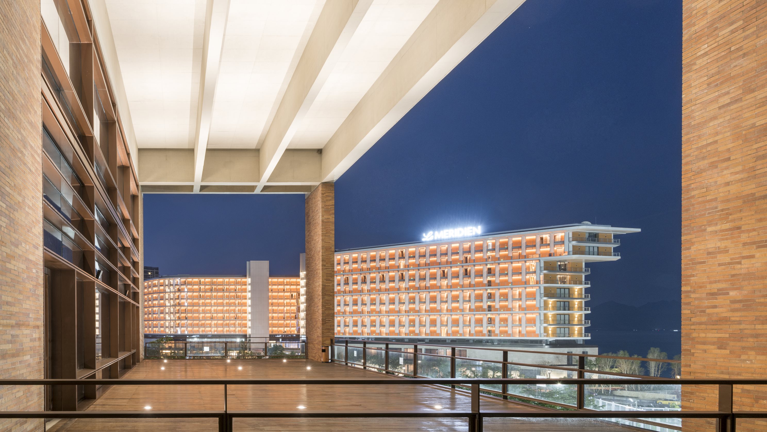 Foster + Partners’ Chinese university building opens
